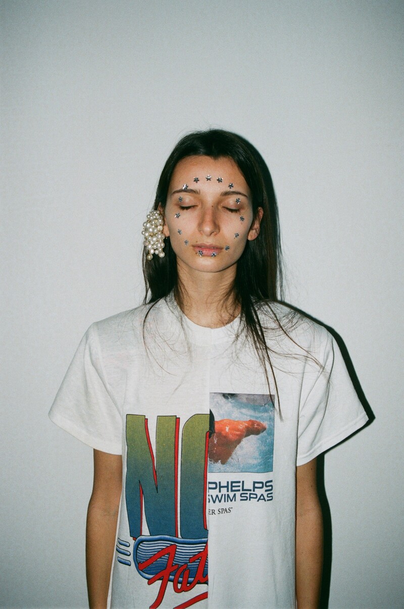 Parrot | International